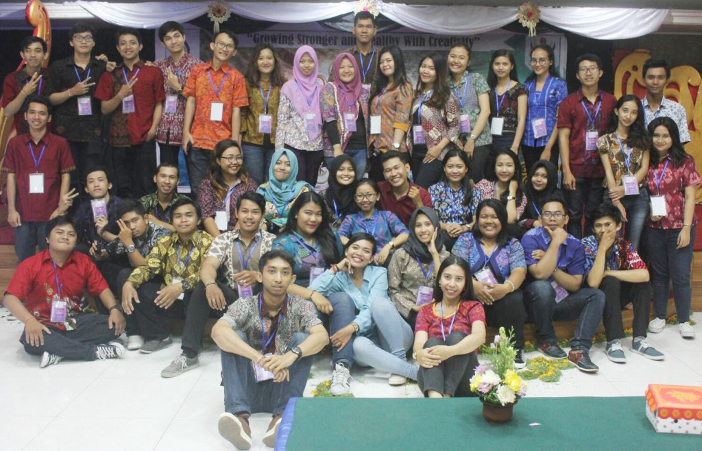 Ni Made Intan Permatasari Juara Lomba Menyanyi Kbor Vi Vos Itb Stikom